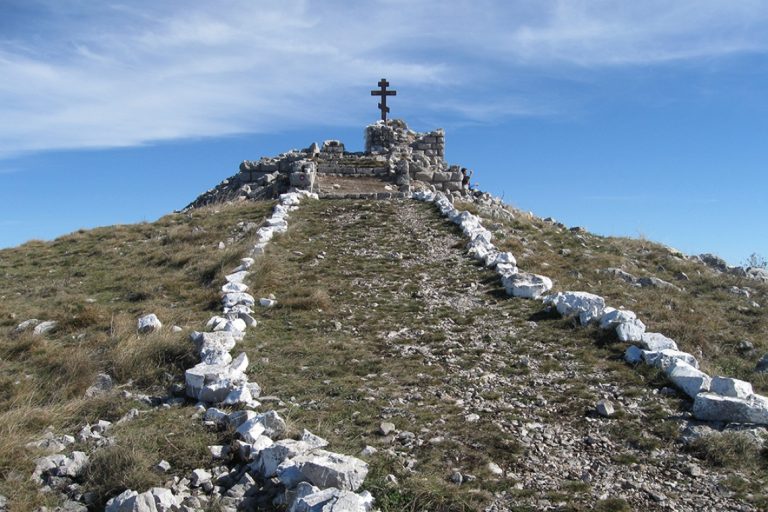 Zašto je Rtanj jedna od najmisterioznijih planina na svijetu? - NOVI GLAS